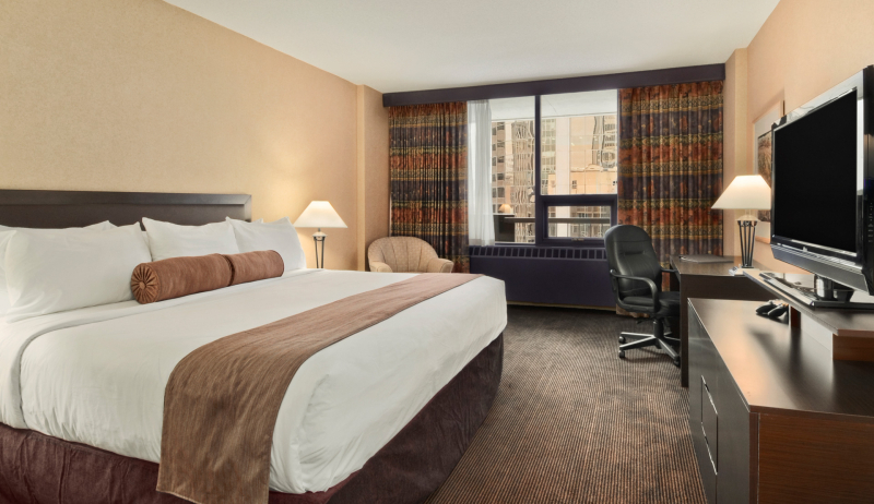 Ramada Plaza by Wyndham Calgary Downtown (Breakfast Excluded & Airport ...