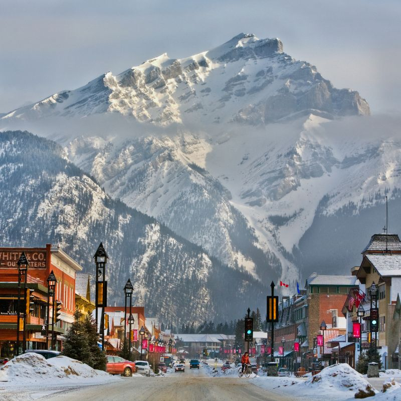 IRO07RVEF 7-Day Winter VIA Rail & Rockies Tour: From Vancouver to Calgary